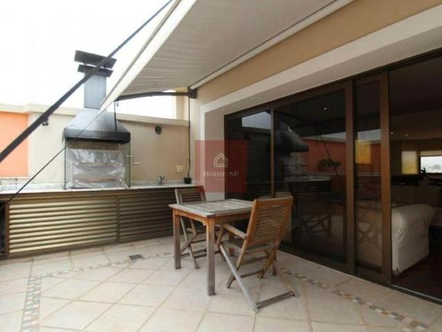 Cobertura com 250m², 2 dormitórios, sendo 2 suítes, 3 vagas