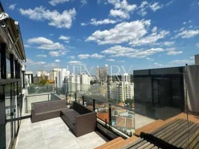 Cobertura com 265 m², 4 quartos sendo 4 suítes à venda no bairro Alto Da Lapa