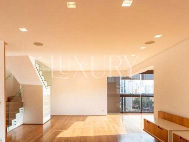 Cobertura com 272 m², 3 quartos sendo 3 suítes à venda no bairro Jardim Paulista
