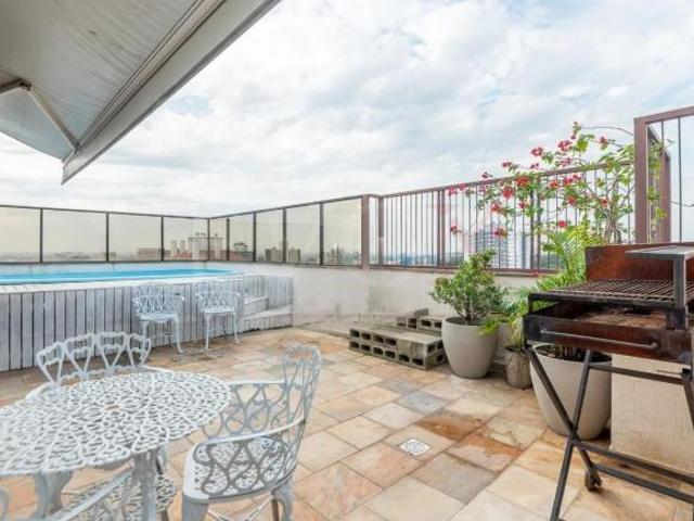 Cobertura com 203m² e 3 dormitórios, 1 suíte, 4 vagas no bairro Higienópolis