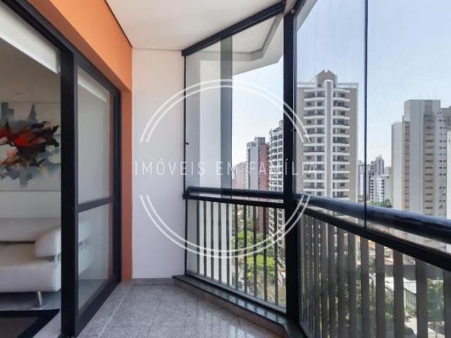 Cobertura com 206 m², 4 quartos sendo 2 suítes à venda no bairro Moema Índios