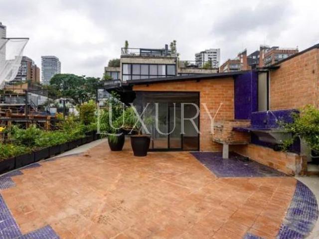 Cobertura com 210 m², 2 quartos sendo 2 suítes à venda no bairro Pinheiros