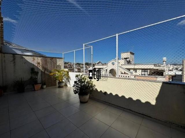 Cobertura com 2 dormitórios à venda, 140 m² por R$ 389.900 Manoel Honório Juiz de Fora/MG