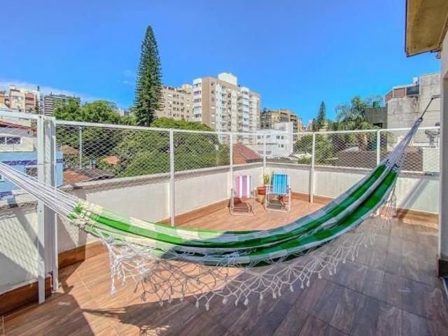 Cobertura com 2 dormitórios, sacada com vista definitiva