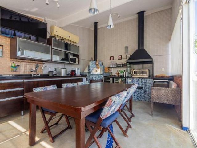 COBERTURA COM 2 SUÍTES E ESPAÇO GOURMET À VENDA NA SÃO FRANCISCO