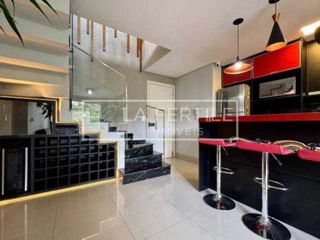 Cobertura com 2 Quartos, 1 Suíte, 175.62M², à Venda por R$ 1.290.000,00 Santa Felicidade, Curitiba