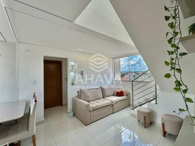 Cobertura com 2 Quartos à Venda, 100m², 1 Vaga, Santa Mônica, próximo à Rua Doutor Álvaro Camargos