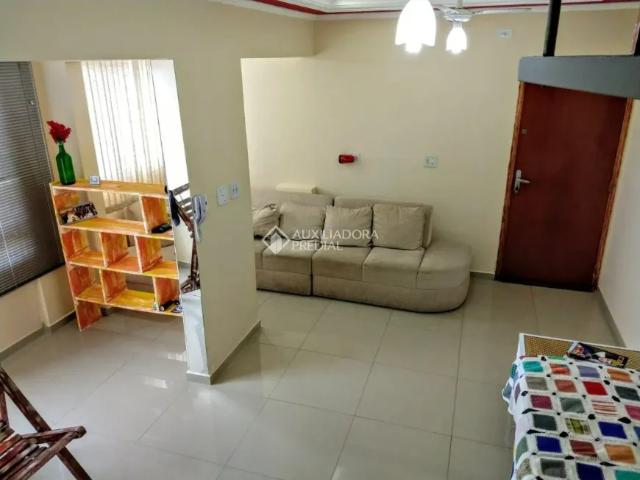 Cobertura com 2 Quartos e 2 banheiros à Venda, 125 m² por R$ 295.000