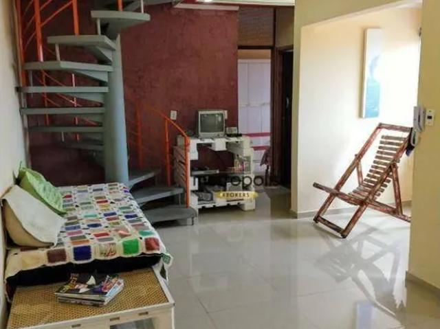 Cobertura com 2 Quartos e 2 banheiros à Venda, 125 m² por R$ 295.000