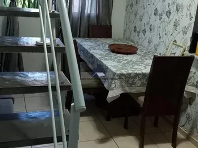 Cobertura com 2 Quartos e 2 banheiros à Venda, 136 m² por R$ 200.000
