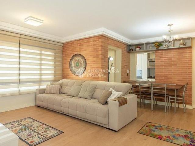 COBERTURA COM 2 QUARTOS E 2 VAGAS NA VILA IZABEL