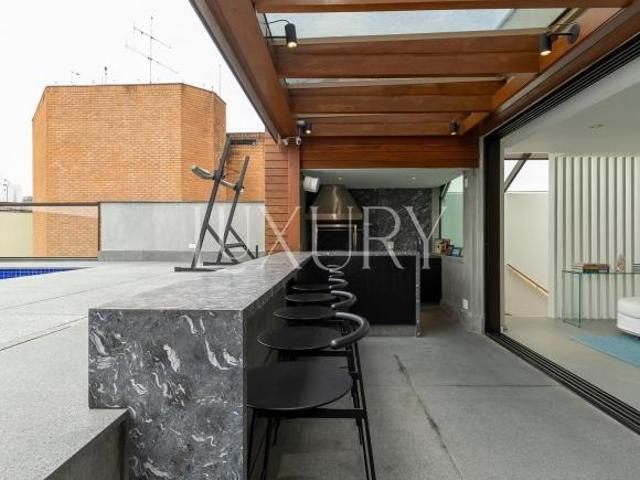 Cobertura com 342.0 m², à venda no bairro Vila Madalena