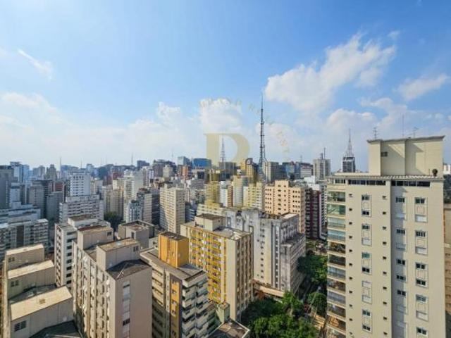 Cobertura com 350m² e vista 360graus á venda no Paraíso