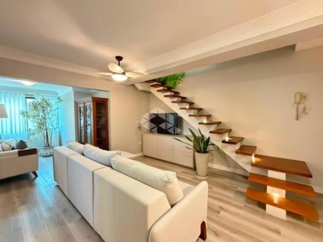 Cobertura com 3 dormitório, terraço com vista panorâmica, 2 box/vagas de garagem