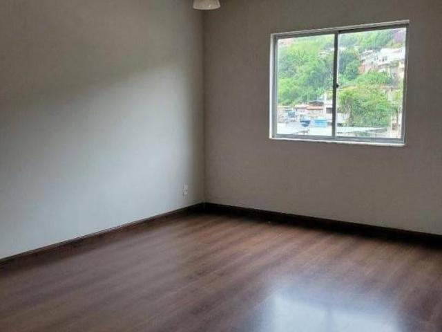 Cobertura com 3 dormitórios à venda, 100 m² por R$ 450.000 Santa Cecília Juiz de Fora/MG