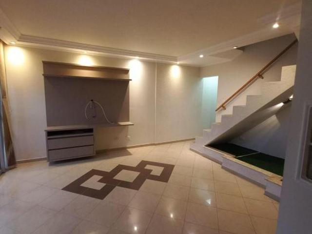 Cobertura com 3 dormitórios à venda, 135 m² por R$ 1.200.000,00 Jardim Satélite São José dos Cam