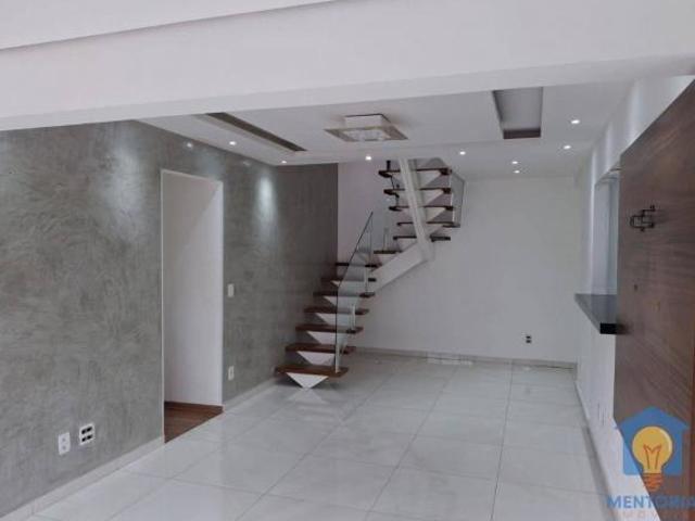 Cobertura com 3 dormitórios à venda, 182 m² por R$ 940.000,00 Granja Viana Cotia/SP