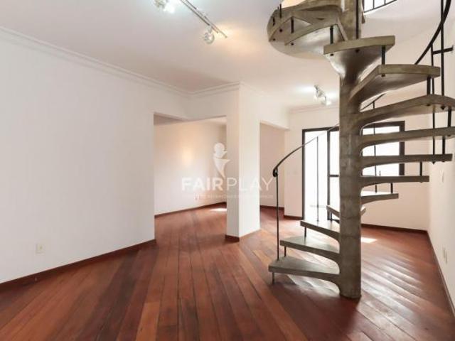 Cobertura com 3 dormitórios à venda, 187 m² em Moema
