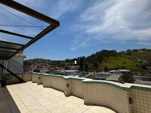 Cobertura com 3 dormitórios à venda, 208 m² por R$ 600.000,00 Santa Terezinha Juiz de Fora/MG