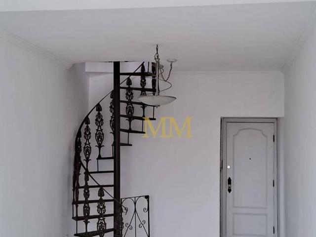 Cobertura com 3 dormitórios à venda, 208 m² por R$ 850.000,00 Ponta da Praia Santos/SP