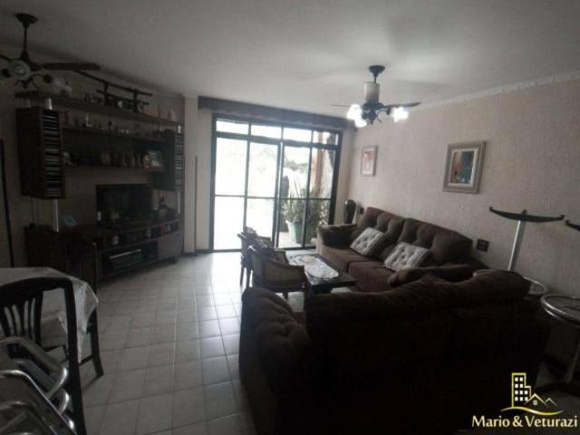 Cobertura com 3 dormitórios à venda, 220 m² por R$ 750.000,00 Praia do Tombo Guarujá/SP