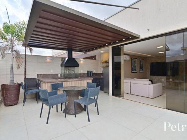 COBERTURA com 3 dormitórios à venda, 270 m² por R$ 3.750.000 Noroeste Brasília/DF