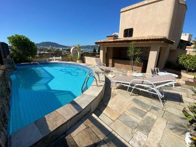 Cobertura com 3 dormitórios à venda, 292 m² por R$ 2.000.000,00 E