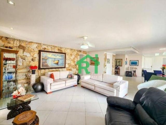 Cobertura com 3 dormitórios à venda, 320 m² por R$ 1.800.000,00 Pitangueiras Guarujá/SP
