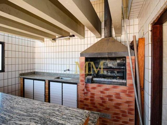 Cobertura com 3 dormitórios à venda, 371 m² por R$ 2.000.000,00 Ponta da Praia Santos/SP