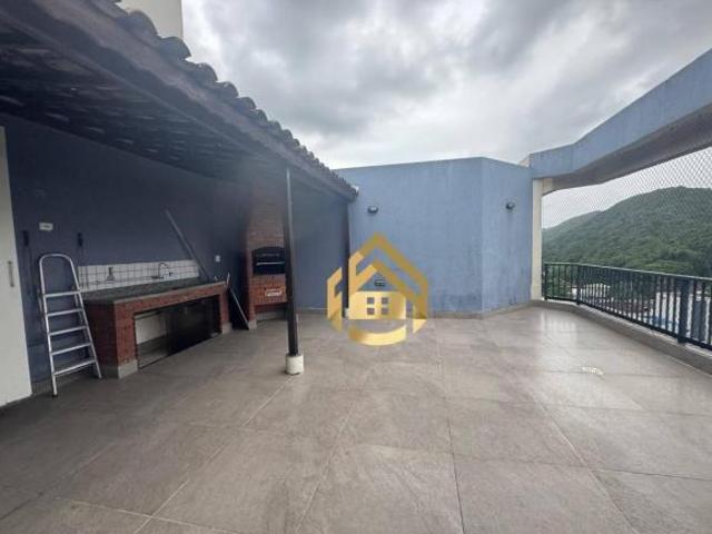 Cobertura com 3 dormitórios à venda por R$ 680.000 Praia do Tombo Guarujá/SP