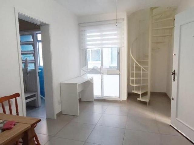 Cobertura com 3 dormitórios, no bairro Menino Deus, Porto Alegre