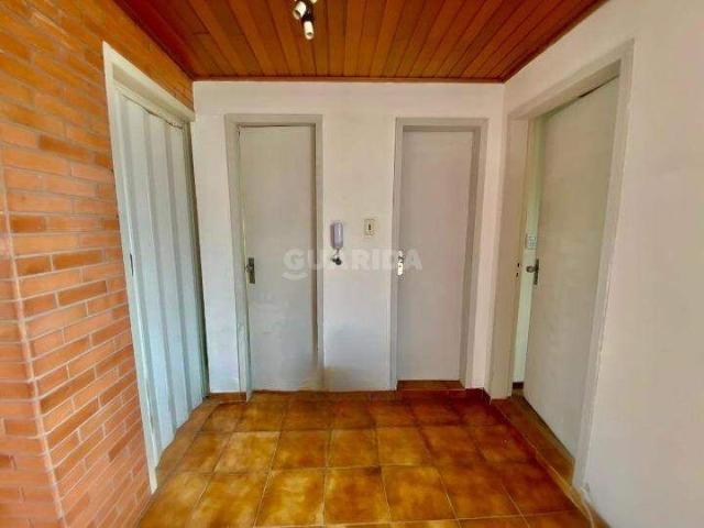 Cobertura com 3 dormitórios, sendo 1 suíte, e 2 vagas de garagem no bairro Santana COD: 21460