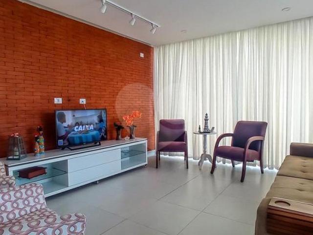 Cobertura com 3 quartos à venda em Enseada SP