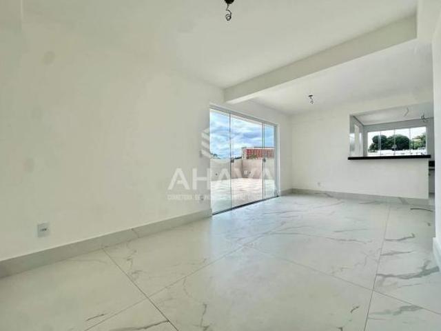 Cobertura com 3 Quartos à Venda, 140m²
