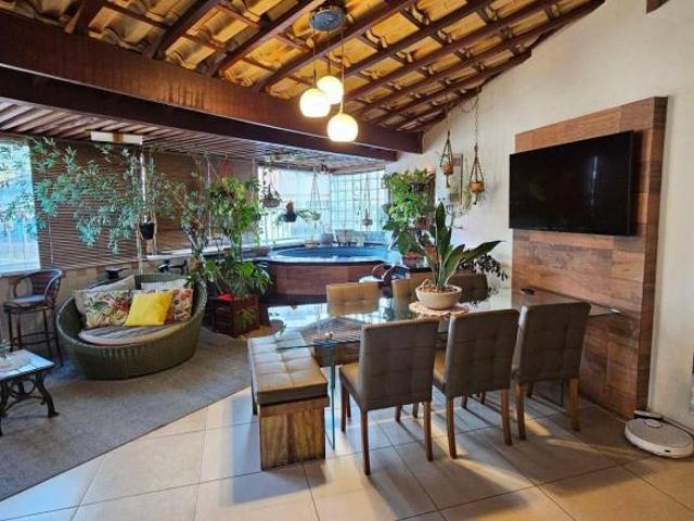 Cobertura com 3 quartos à venda, 184 m² por R$ 850.000 Santa Rosa Belo Horizonte/MG