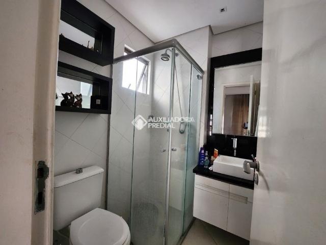 Cobertura com 3 quartos e 142m² para alugar em Itacorubi, Florianópolis