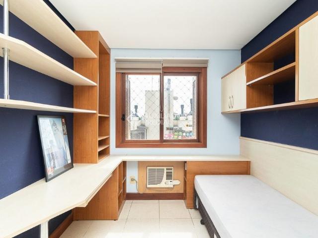Cobertura com 3 quartos e 250m² para alugar em Tristeza, Porto Alegre