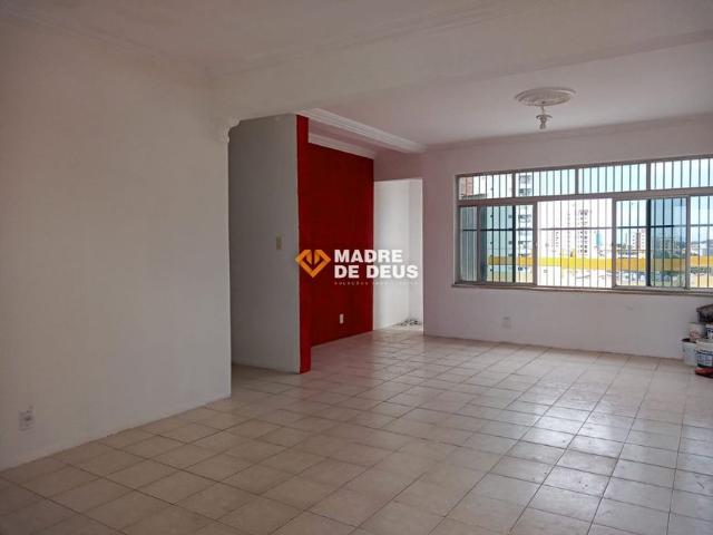 Cobertura com 3 Quartos e 2 banheiros à Venda, 134 m² por R$ 370.000