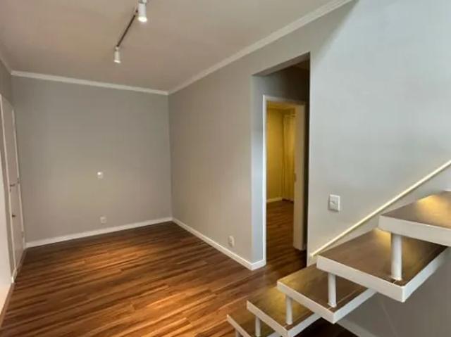 Cobertura com 3 Quartos e 3 banheiros à Venda, 125 m² por R$ 360.000