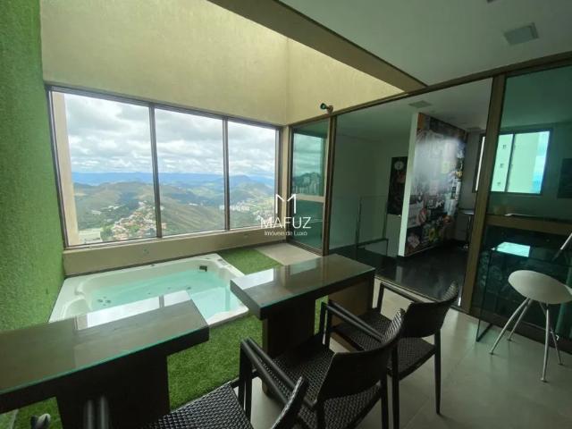 Cobertura com 3 Quartos e 3 banheiros à Venda, 178 m² por R$ 3.250.000