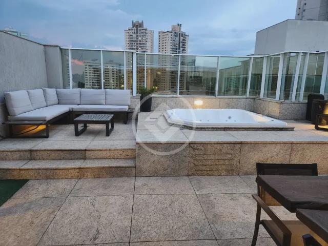 Cobertura com 3 Quartos e 3 banheiros à Venda, 205 m² por R$ 3.300.000