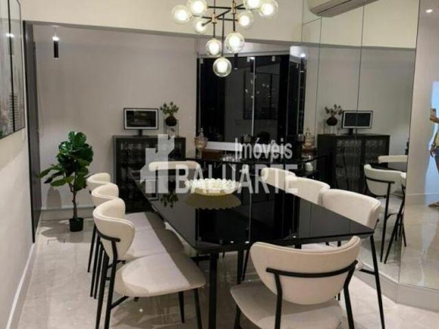 Cobertura com 3 Quartos e 4 banheiros à Venda,150m