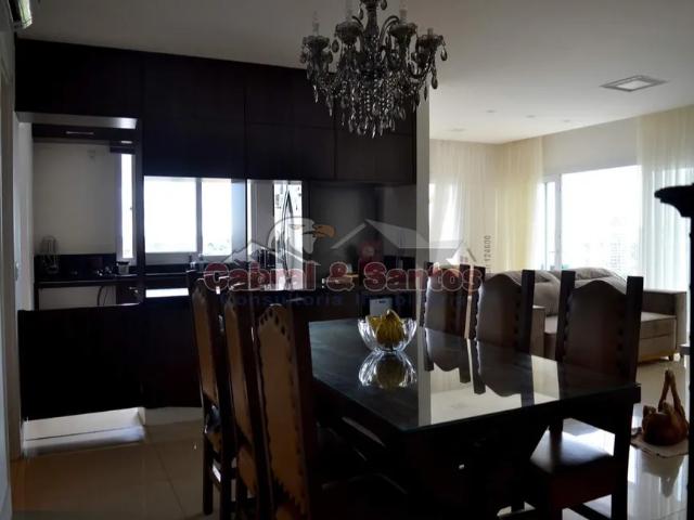 Cobertura com 3 Quartos e 4 banheiros à Venda, 170 m² por R$ 1.250.000