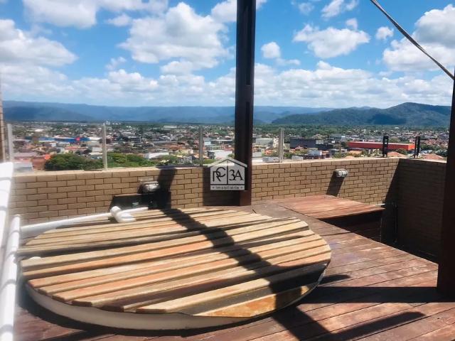 Cobertura com 3 Quartos e 4 banheiros à Venda, 199 m² por R$ 1.370.000