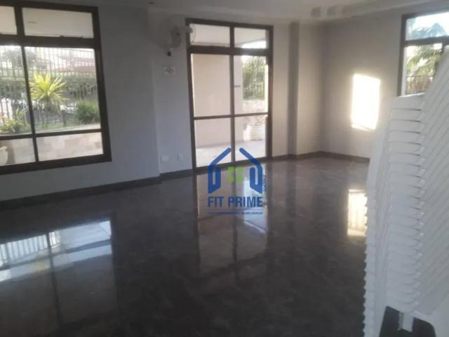 Cobertura com 3 Quartos e 6 banheiros à Venda, 217 m² por R$ 1.300.000