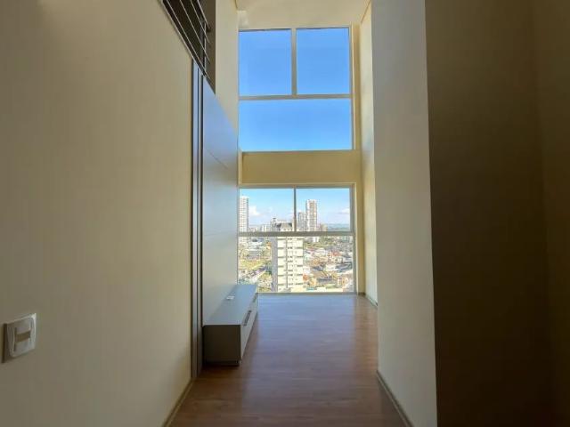 Cobertura com 3 Quartos para venda ou aluguel, 181m² Centro
