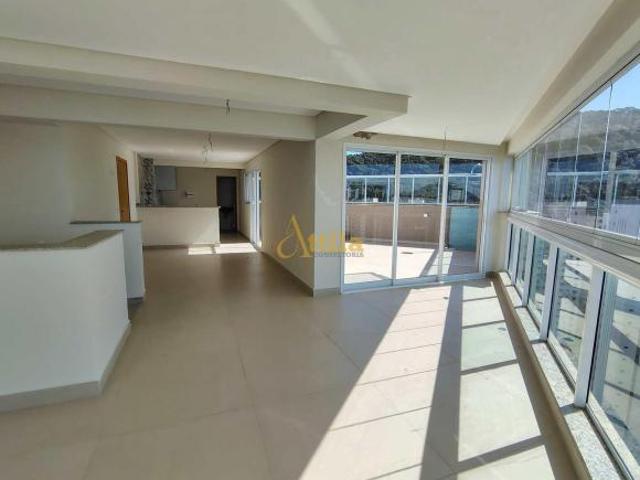 Cobertura com 3 quartos, Praia de Pitangueiras, Guarujá R$ 2.89 mi, Cod: 6588