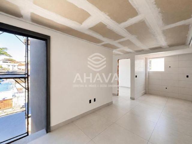 Cobertura com 3 Quartos sendo 1 Suíte à Venda, 100m², 1 Vaga, Elevador, Bairro Copacabana