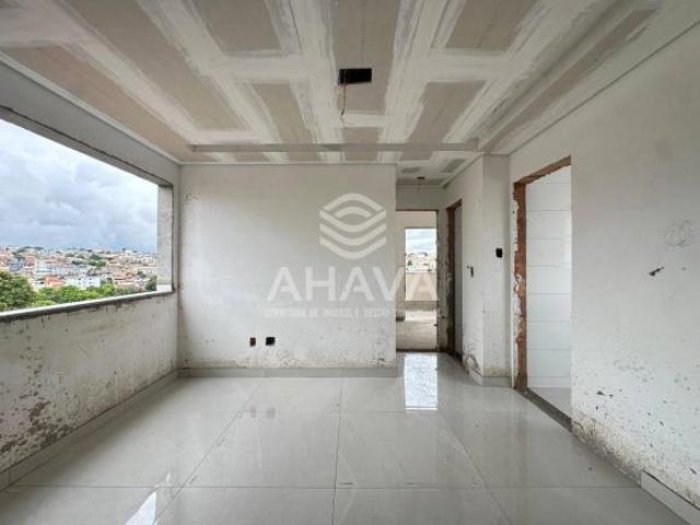 Cobertura com 3 Quartos sendo 1 suite à Venda, 110m², Santa Mônica, próximo à Avenida Érico Veríssim