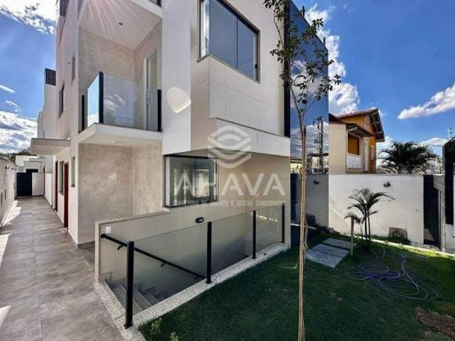 Cobertura com 3 Quartos sendo 1 Suíte à Venda, 150m², 2 Vagas, Bairro Copacabana